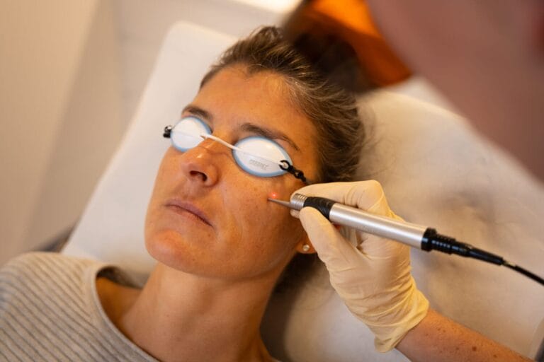 Die Dermatologin - Dr. Stefanie Plewka